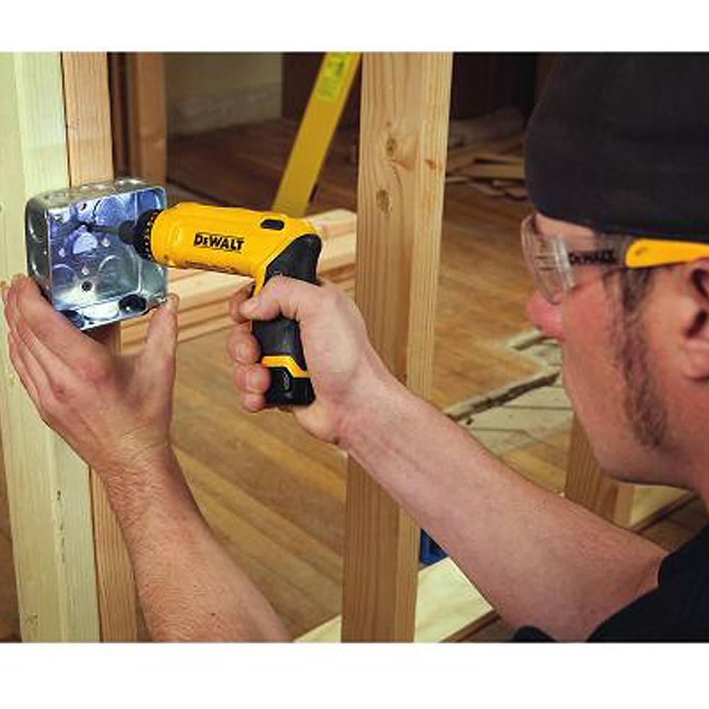 Dewalt 8V MAX Brushed Lithium-Ion Cordless Gyroscopic Screwdriver Kit ...